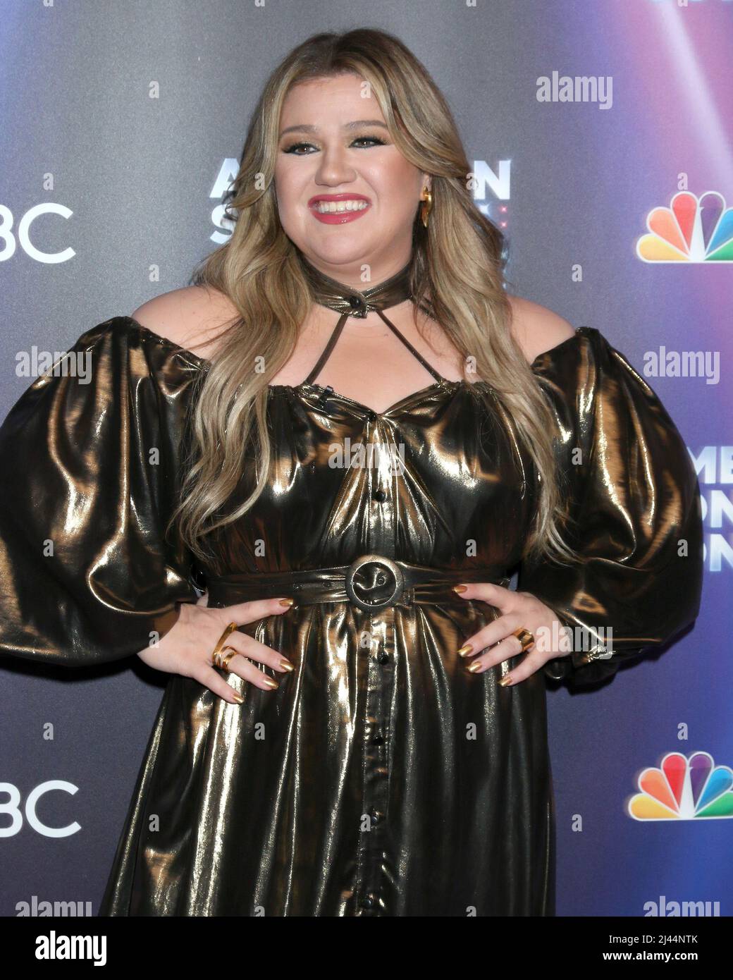 April 11, 2022, Los Angeles, CA, USA: LOS ANGELES - APR 11: Kelly ...