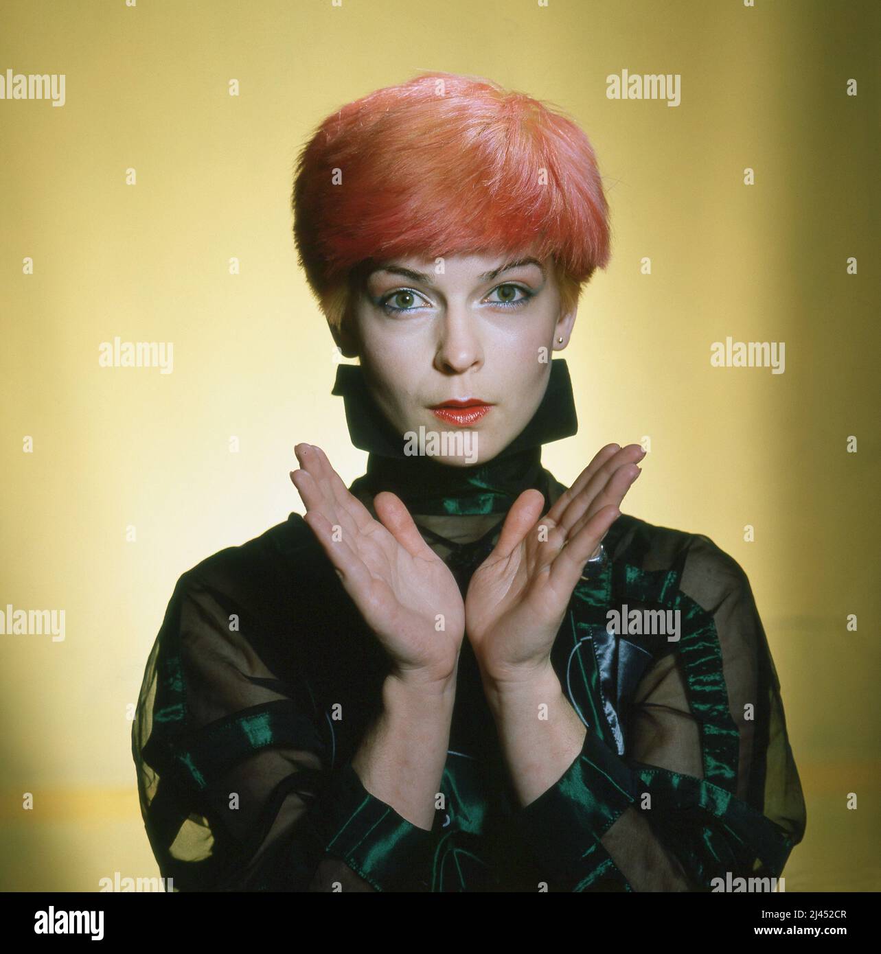 Singer actress toyah wilcox hi-res stock photography and images - Alamy
