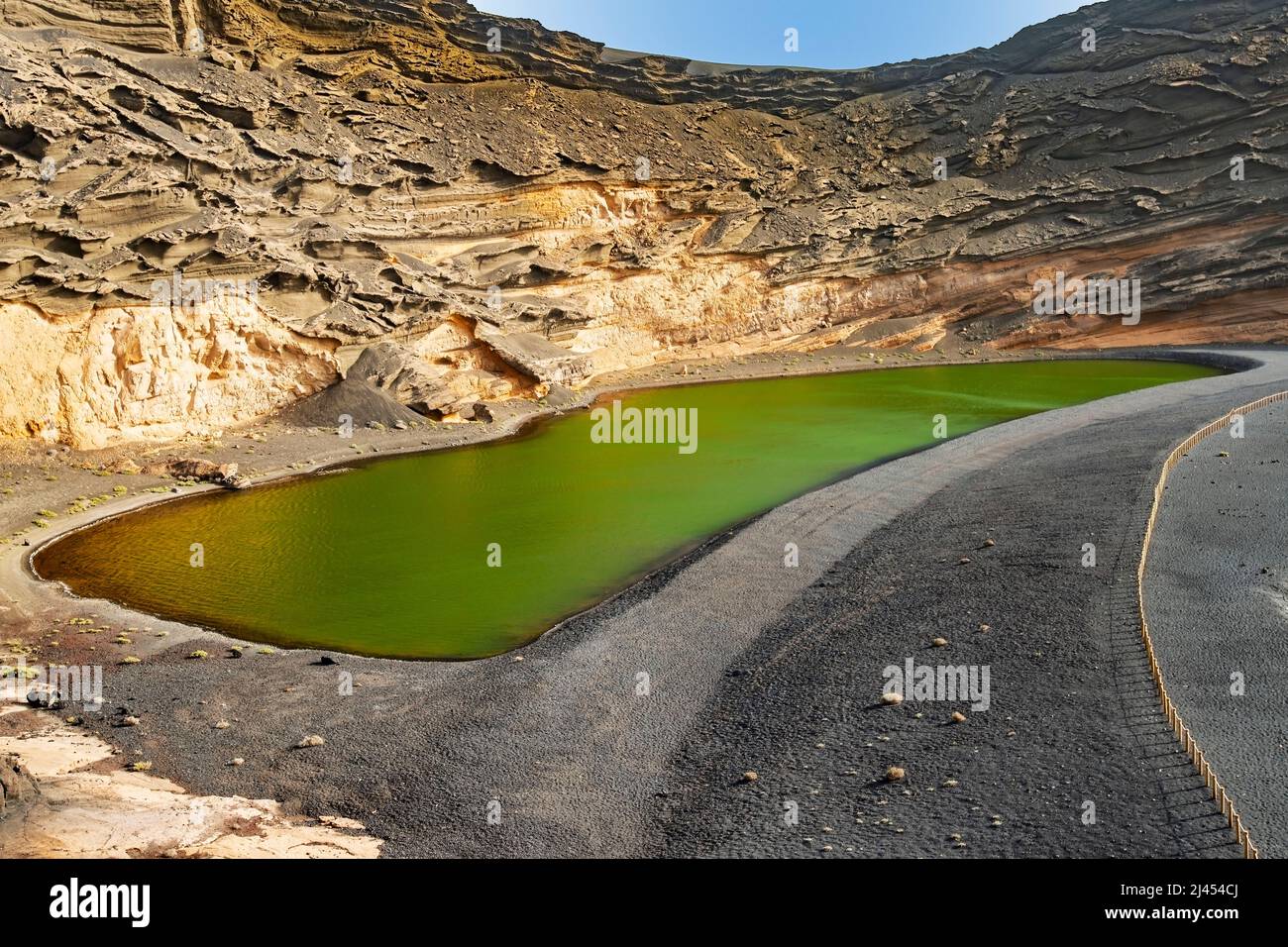 Lago verde de europa hi-res stock photography and images - Alamy