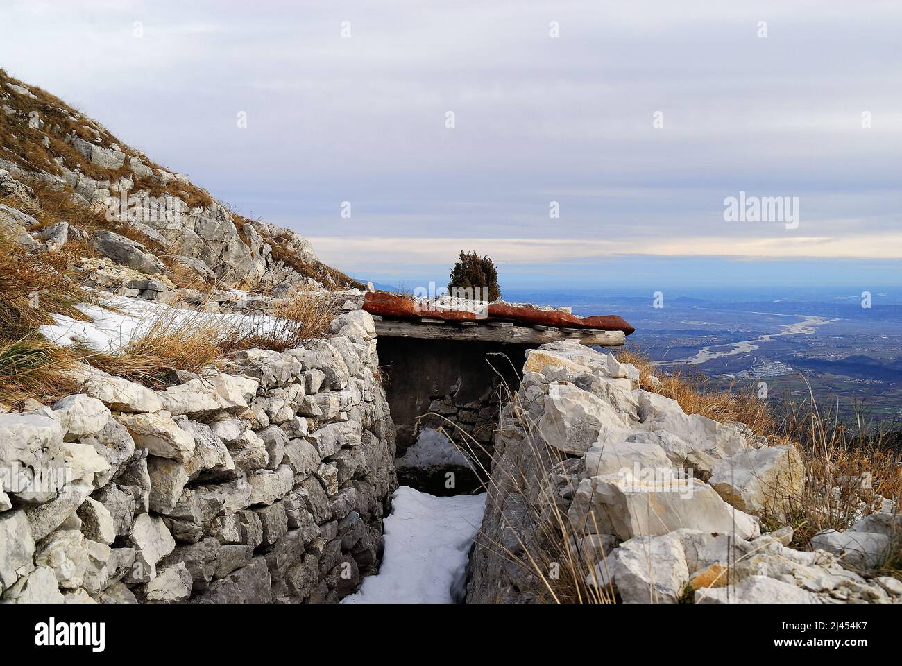 Thrench hi-res stock photography and images - Alamy