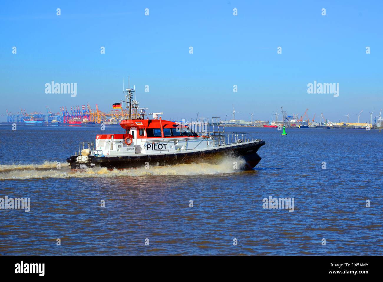 Deutschland, Bremerhaven, Stadtstaat Bremen, Schiff, Pilot ...