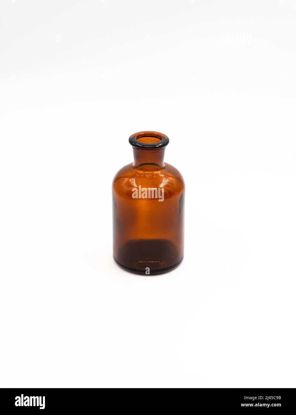 Dark glass bottle hi-res stock photography and images - Alamy