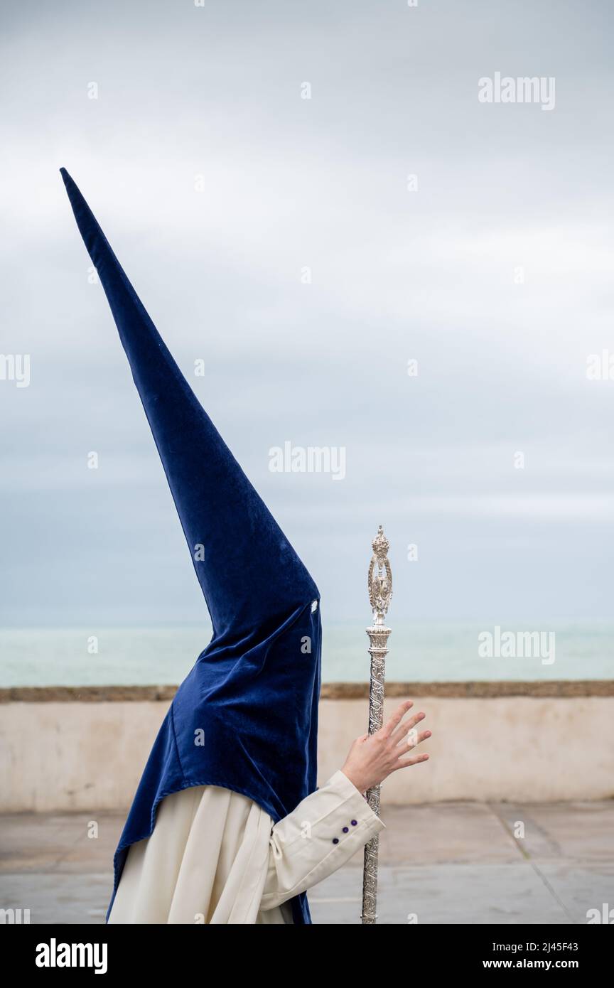 Cadiz, Spain. 11th Apr, 2022. People take part in the traditional ...