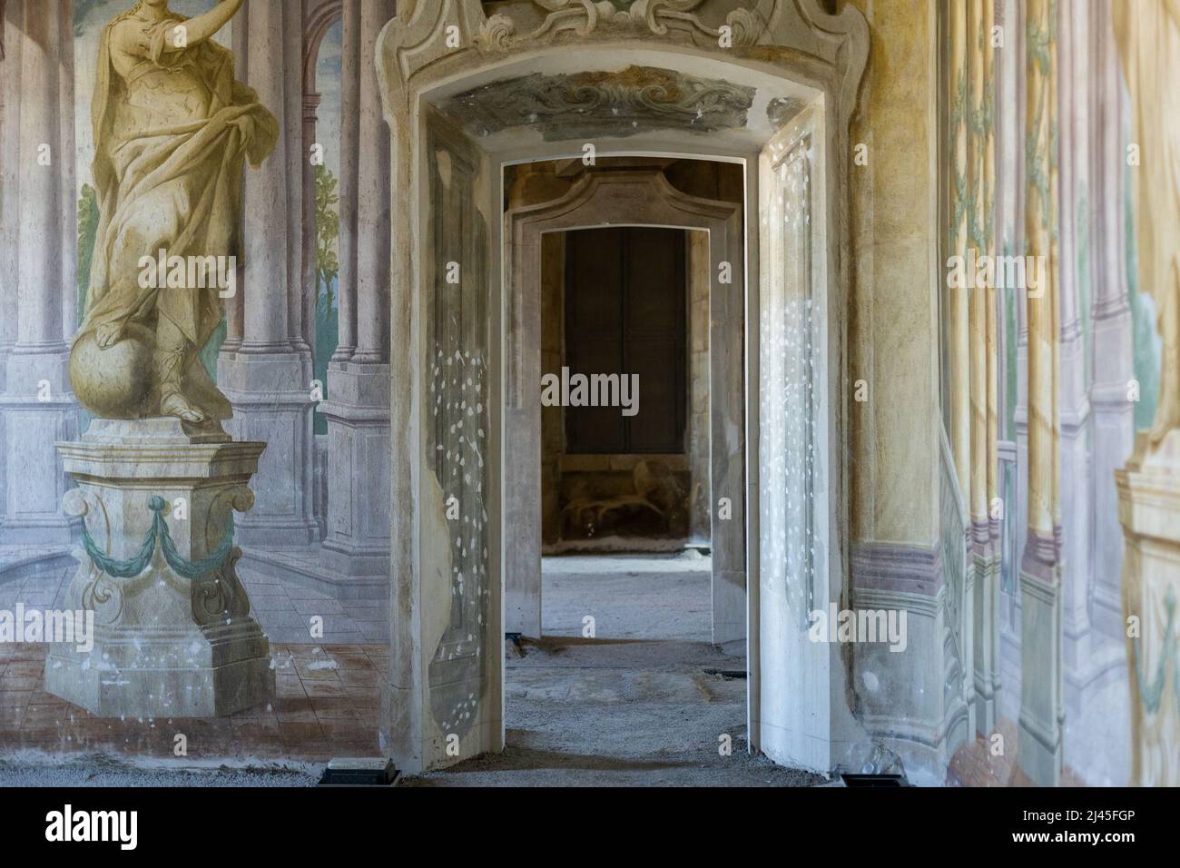 Long corridor high ceiling in hi-res stock photography and images - Alamy