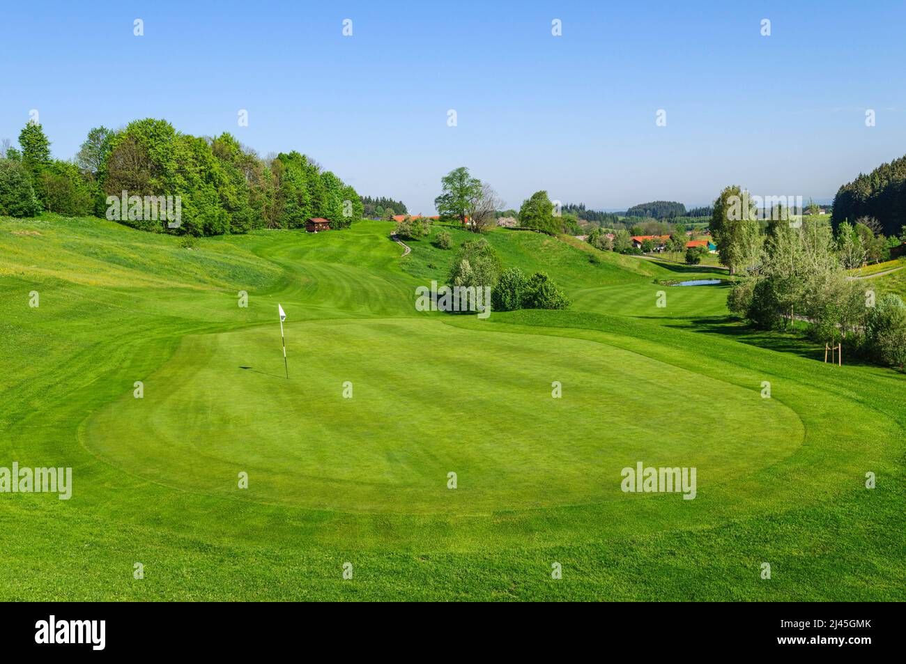 Hilly golf course hi-res stock photography and images - Alamy
