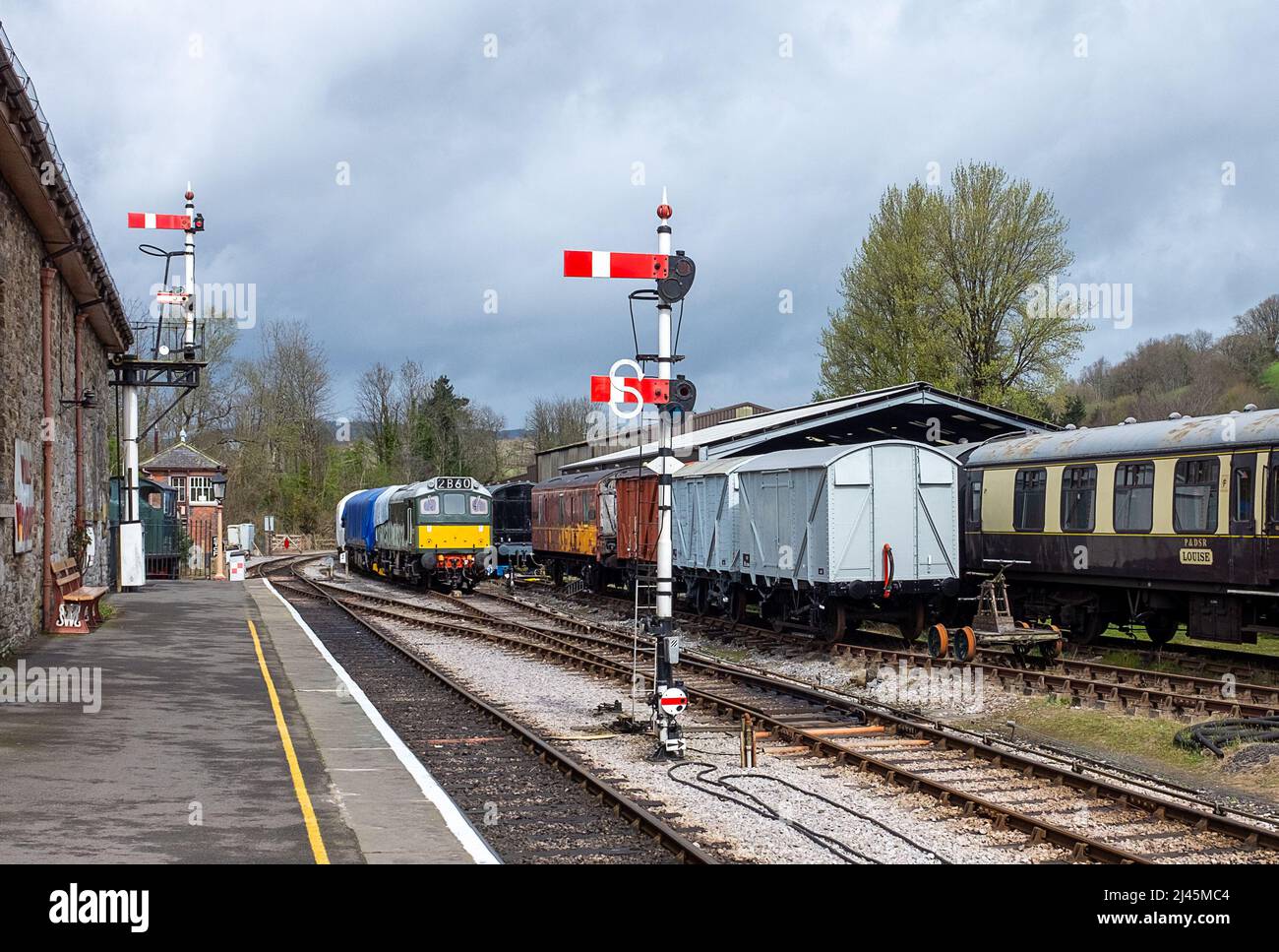 Sulzer 6lda28 b hi-res stock photography and images - Alamy