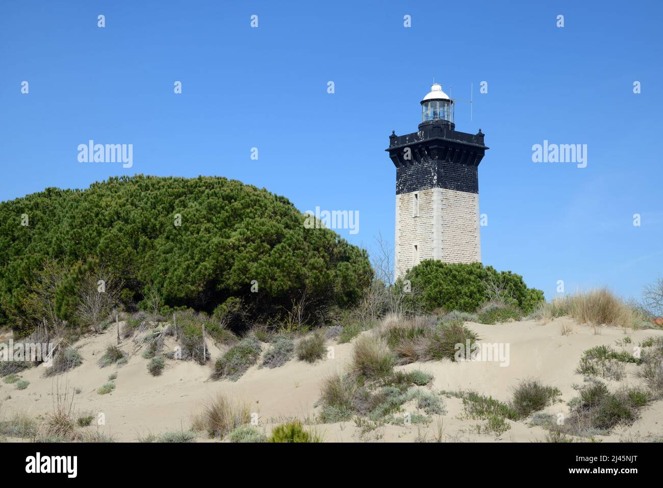 Square-Shaped Tower Lighthouse, Phare de l'Espiguette (1869) Espiguette ...