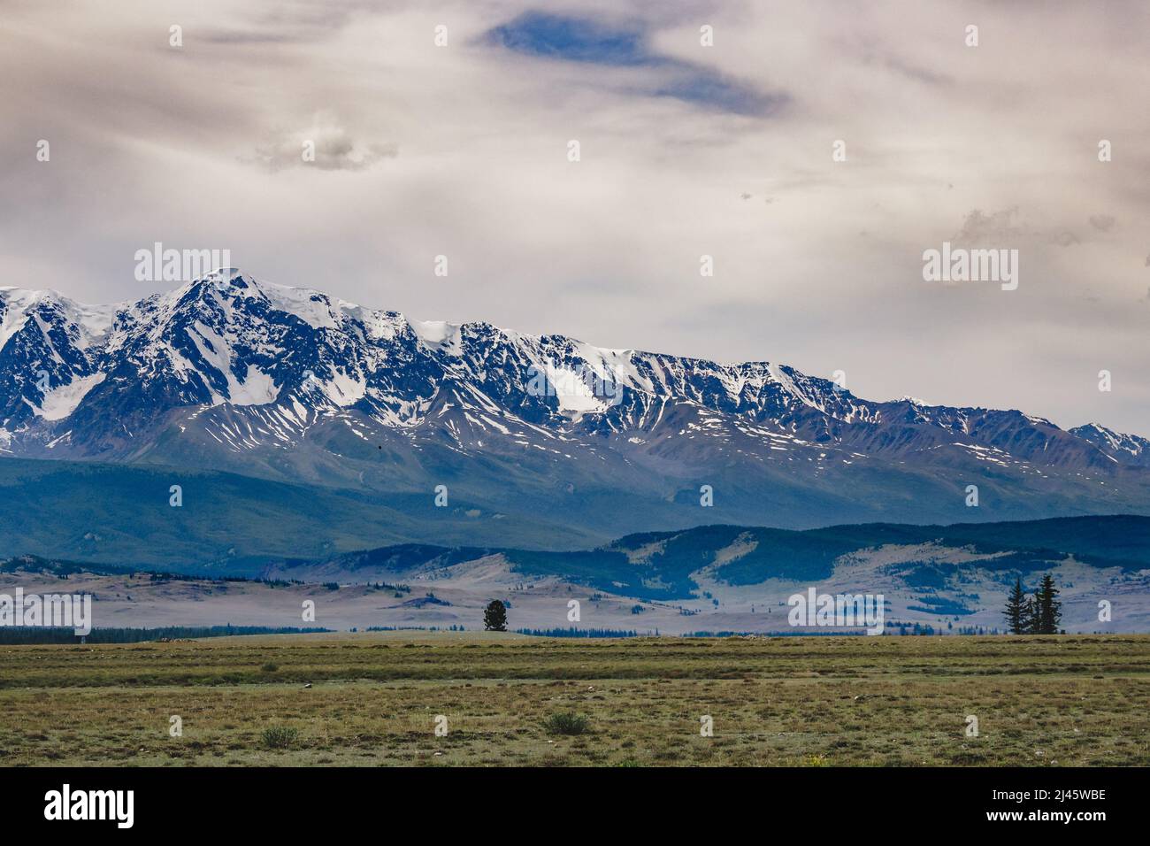 An impressive mountain range in Kuray steppe of Altai republic, Russia ...