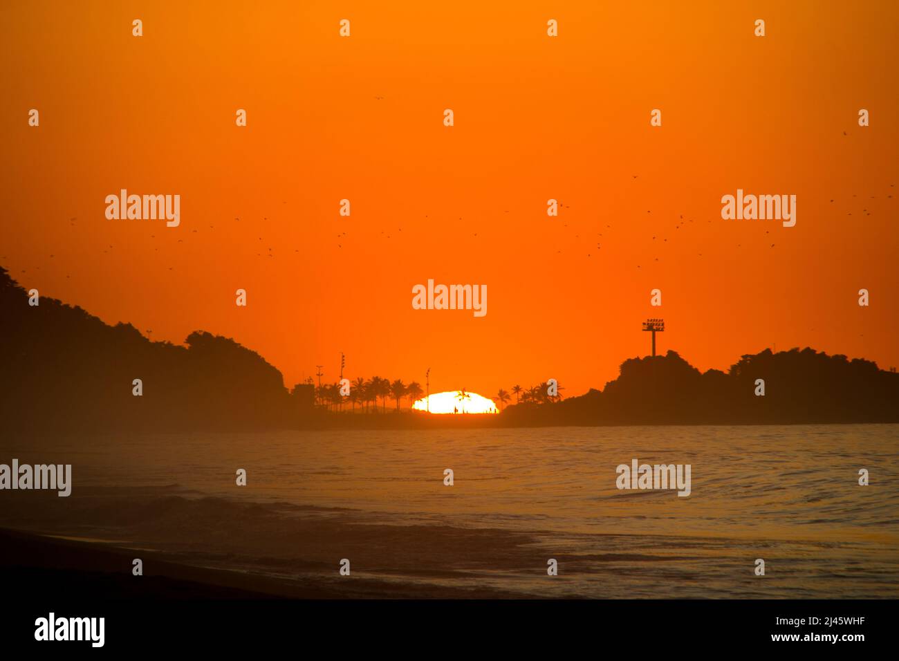Rio skyline sunrise hi-res stock photography and images - Alamy