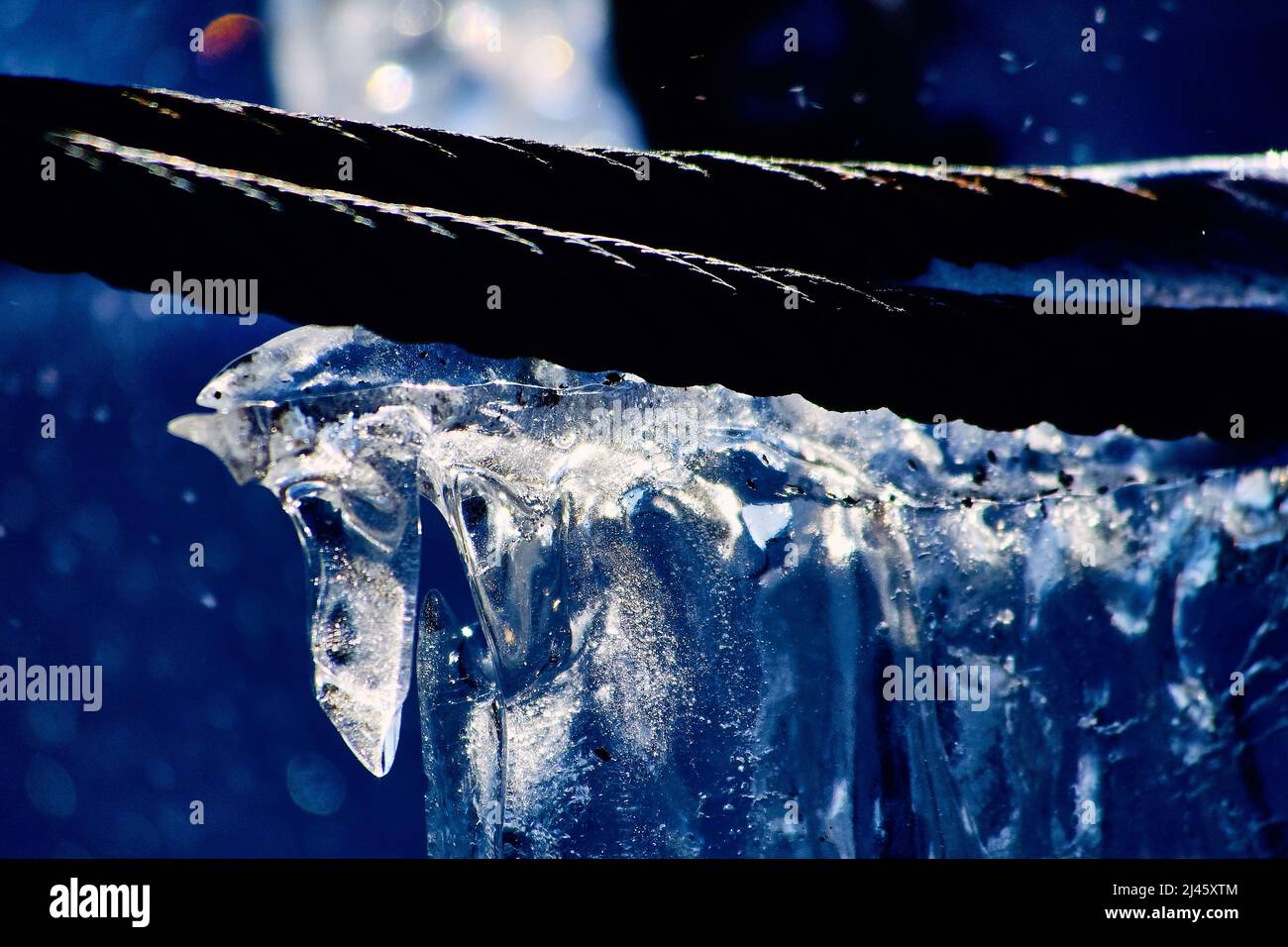 Close up of frozen rope hi-res stock photography and images - Alamy