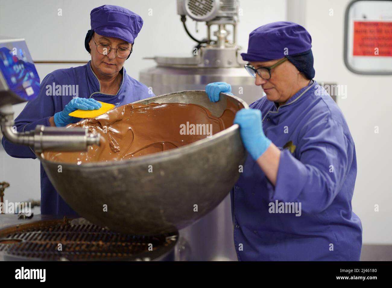 Cadbury World chocolatiers Dawn Jenks and Donna Oluban create a large ...