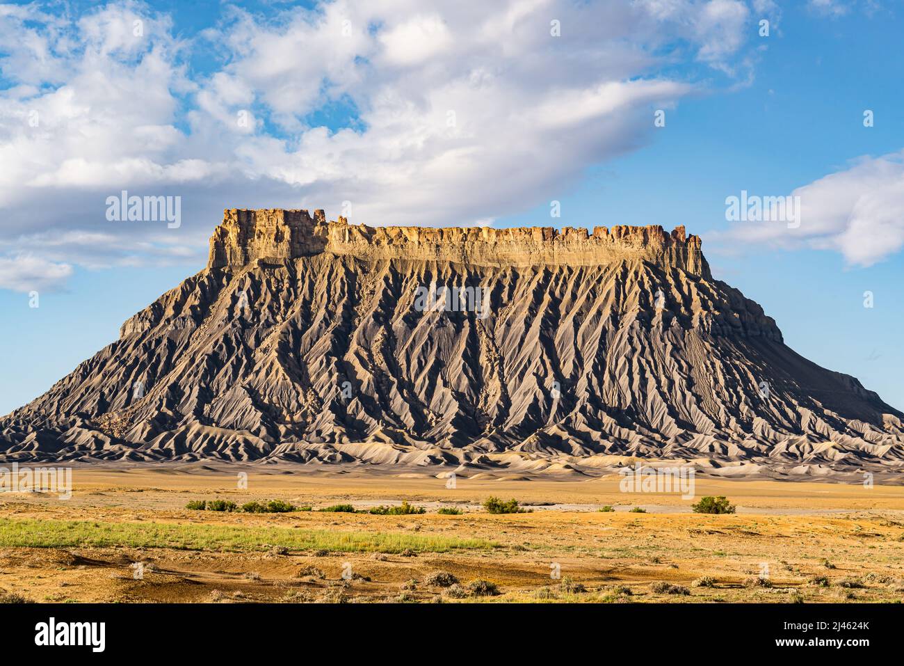 Factory Butte in the Caineville Badlands of Utah Stock Photo - Alamy