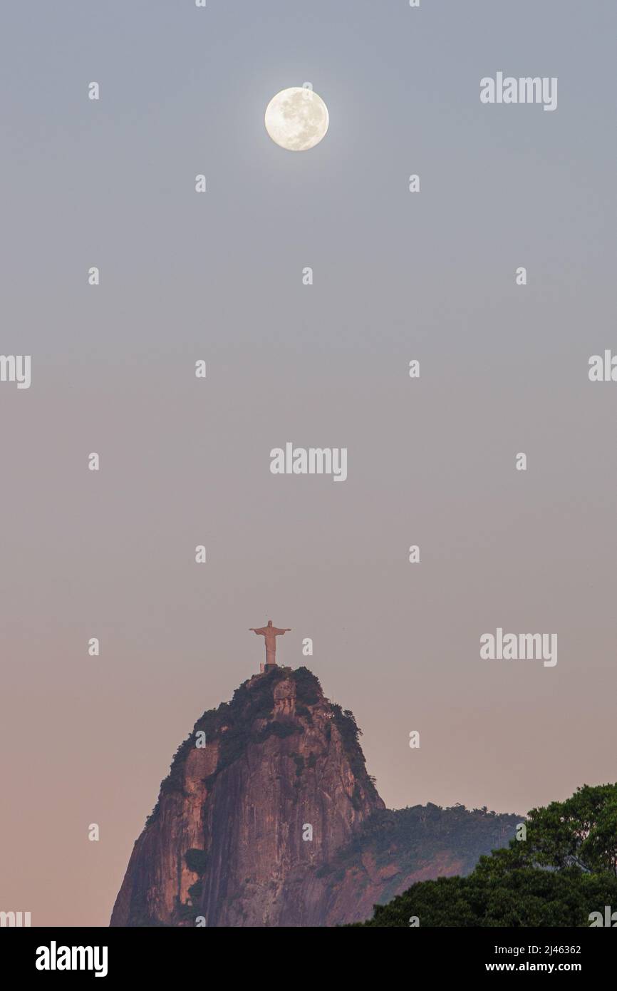 Christ The Redeemer Moon