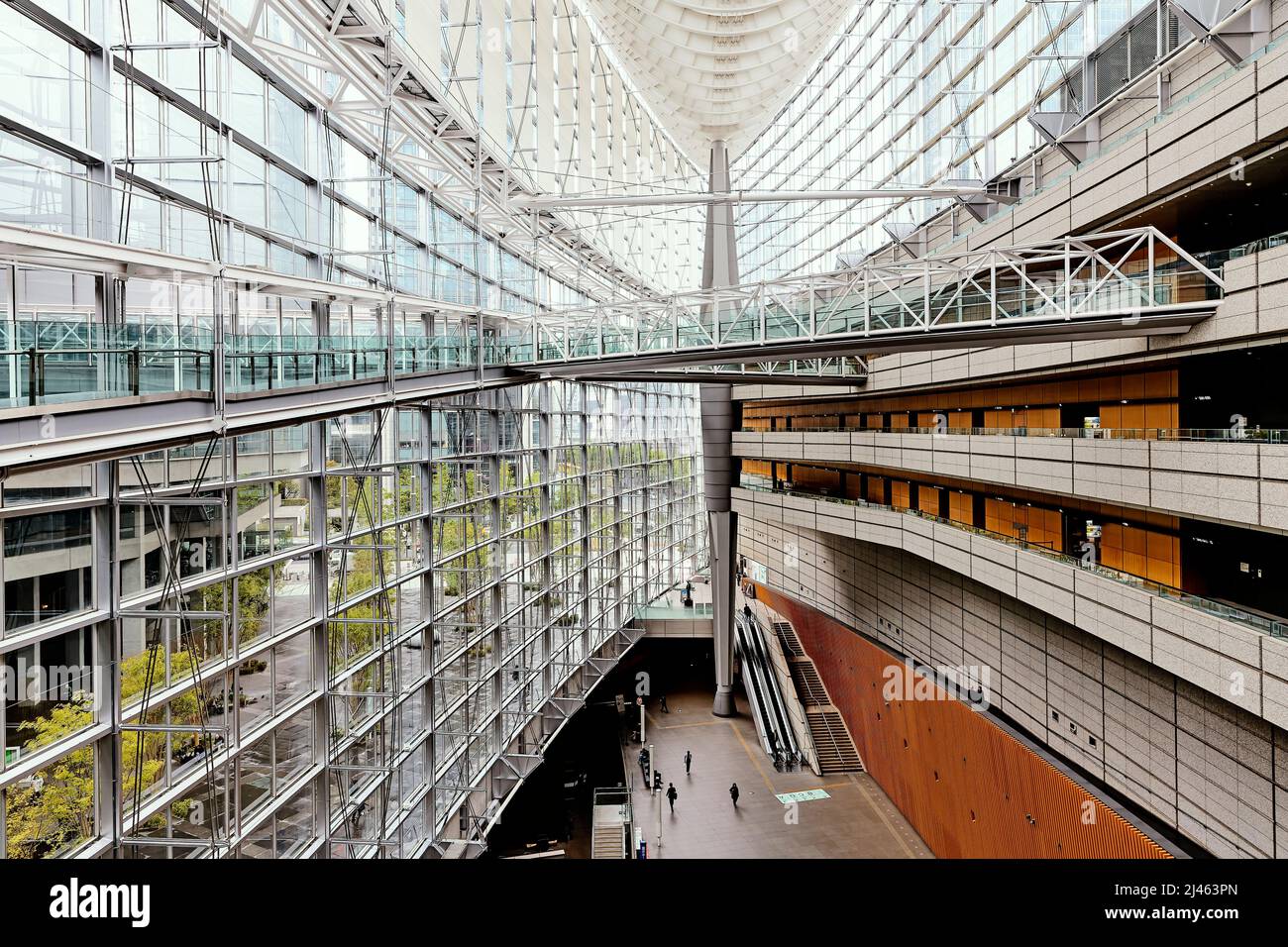 Japan. Tokyo. The International Forum Stock Photo - Alamy