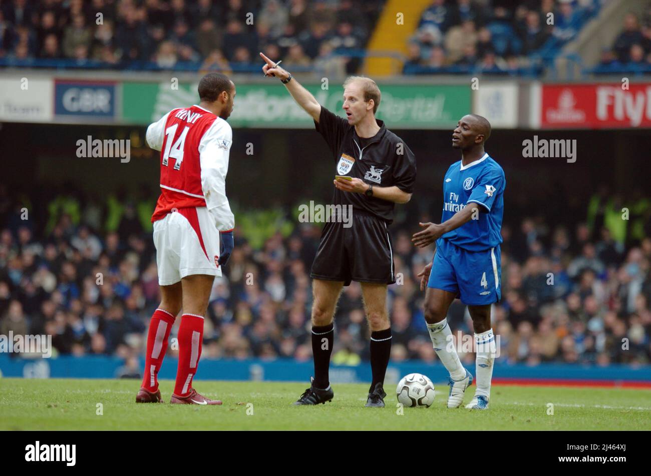 Thierry henry october 2004 hi-res stock photography and images - Alamy