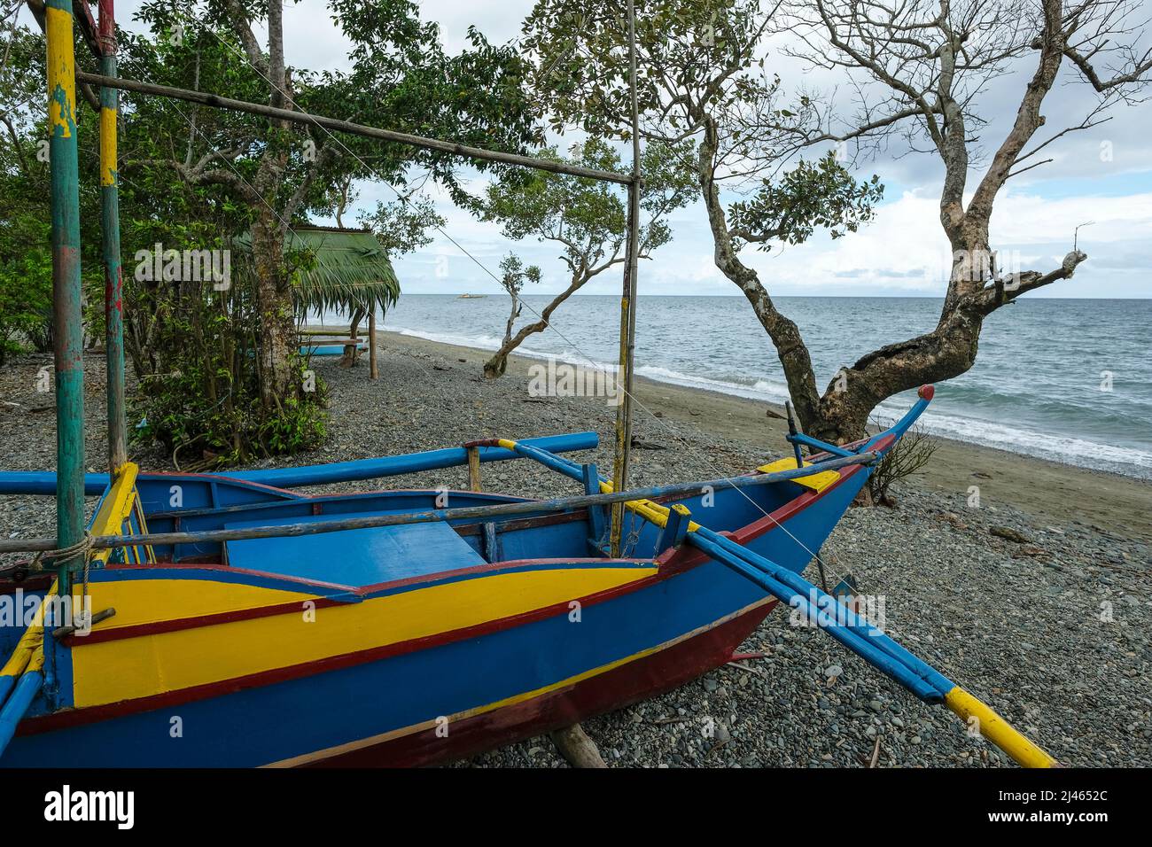 A boat on Boac beach in Marinduque, Philippines Stock Photo - Alamy
