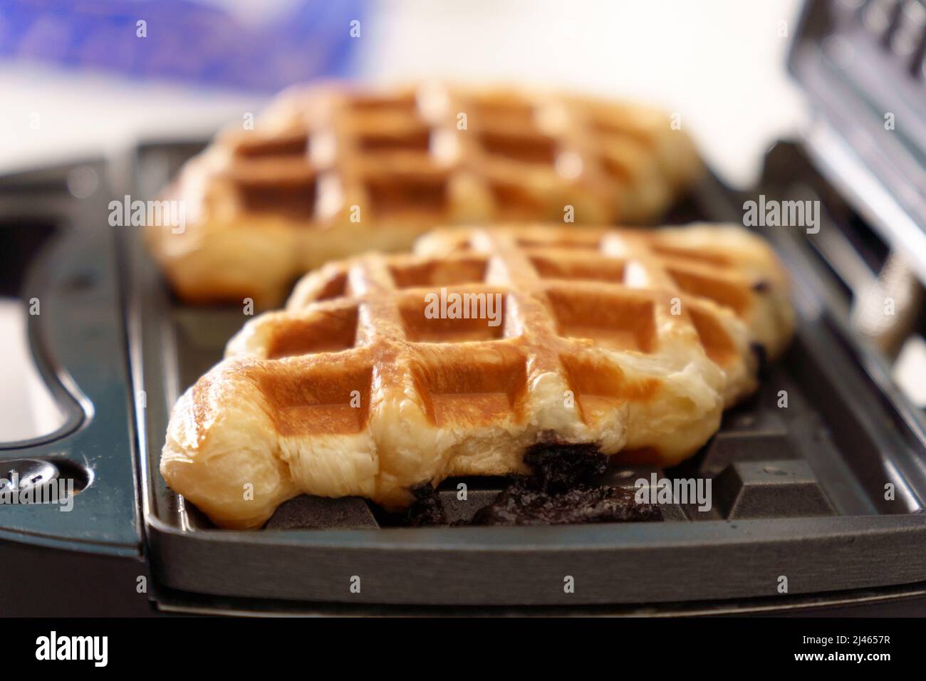 Waffle preparation hi-res stock photography and images - Alamy