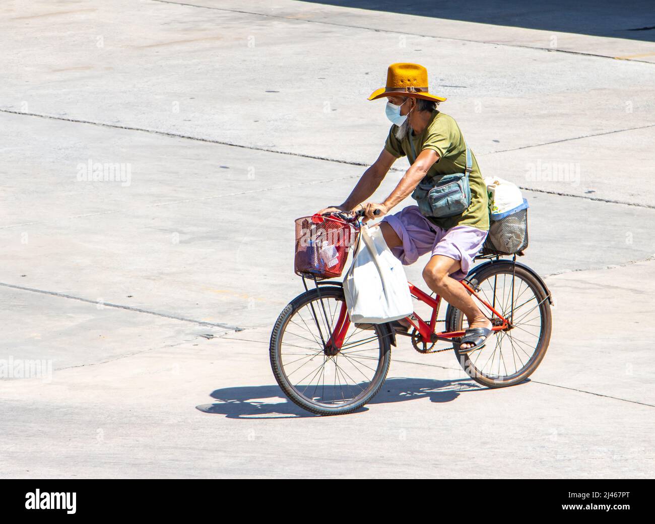 Male bicycle driver on street hi-res stock photography and images - Alamy