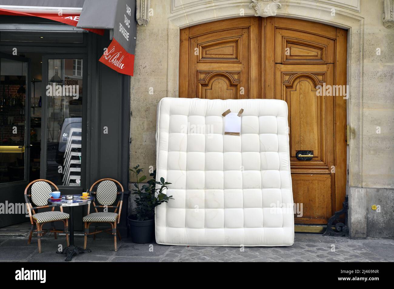 Saccage Paris - Paris - France Stock Photo - Alamy