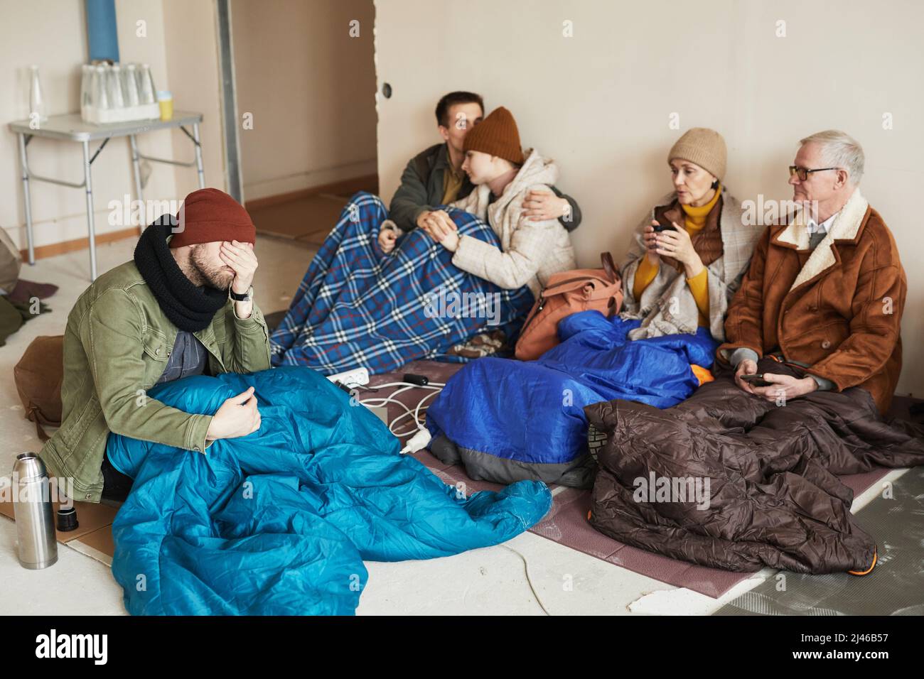 Safety blankets hi-res stock photography and images - Alamy