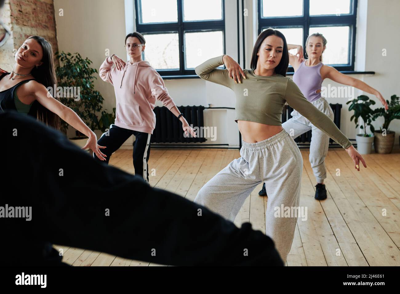 Dancing lesson hi-res stock photography and images - Alamy