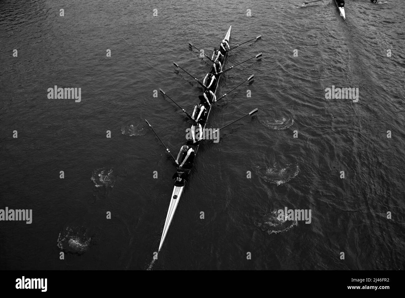 River thames putney boat Black and White Stock Photos & Images - Alamy
