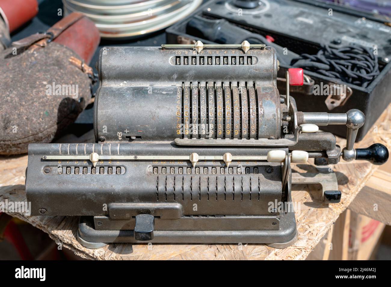 Vintage mechanical device hi-res stock photography and images - Alamy