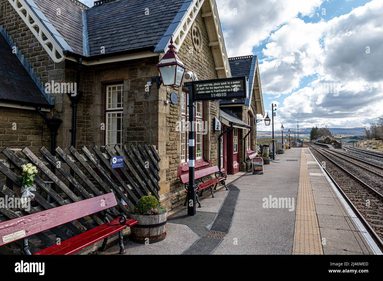 The old Ribblehead railway station Stock Photo - Alamy
