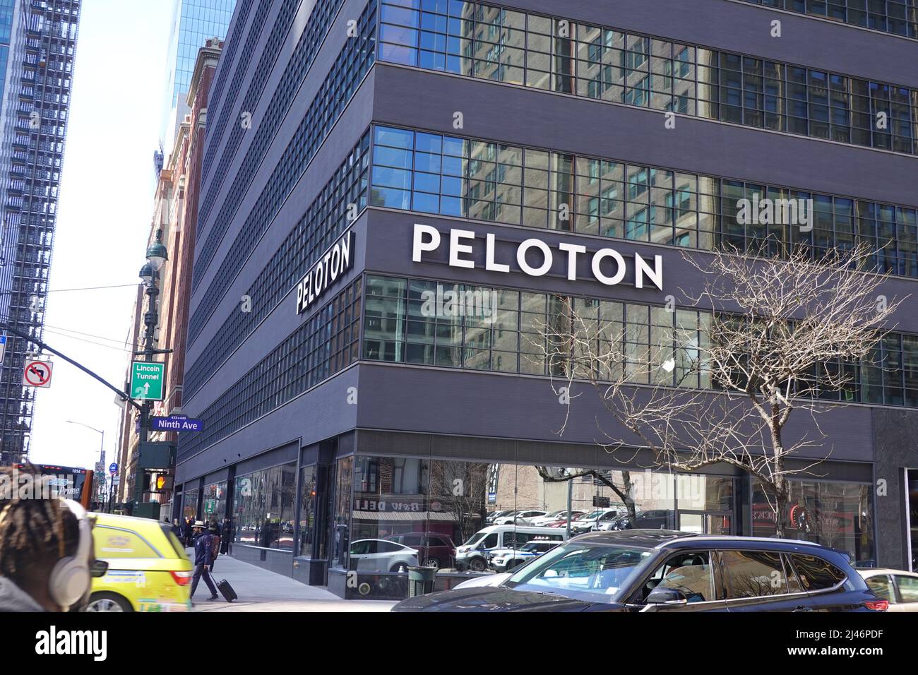 Peloton, New York Headquarters, Nineth Avenue Manhatten, NYC, USA Stock ...