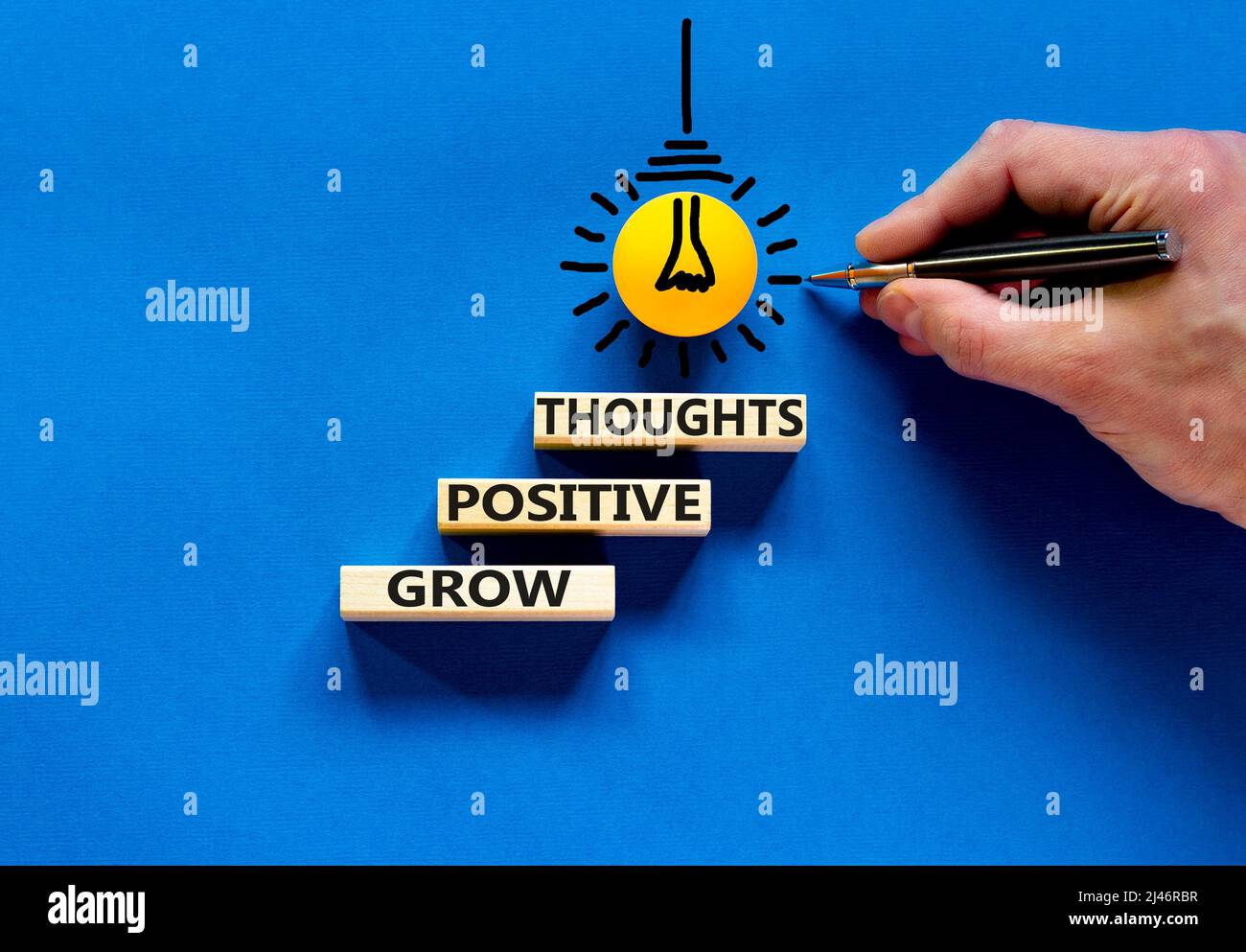 Grow positive thoughts symbol. Concept words Grow positive thoughts on ...