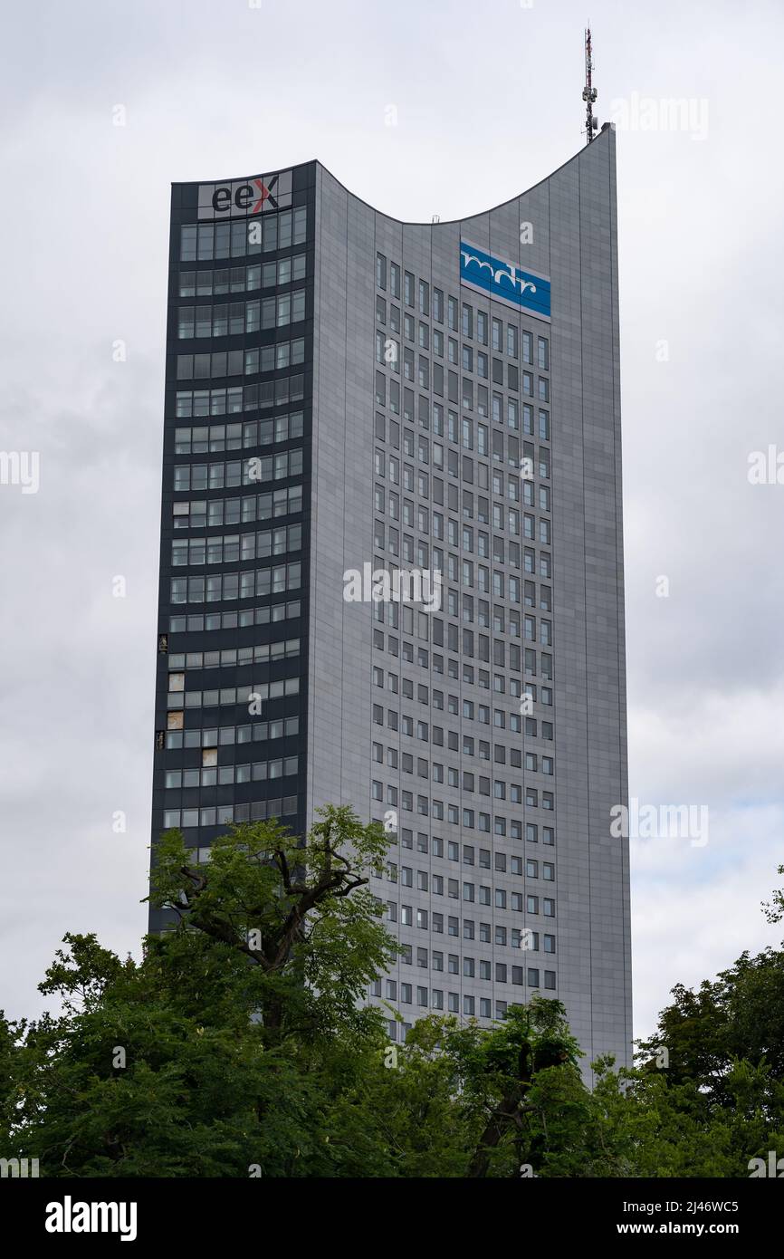 Huge skyscraper in the city. High rise building in front of a covered ...