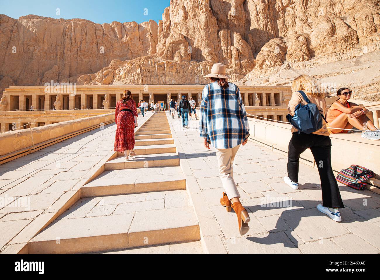 11 January 2022, Luxor, Egypt: Crowds of tourists at the Temple of ...