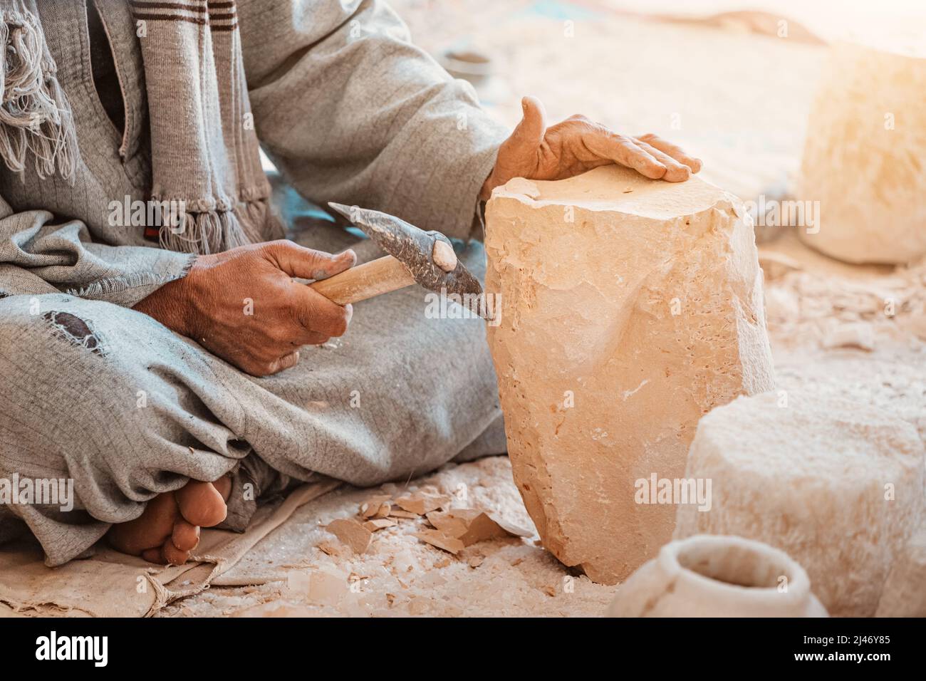 Craftsman works hi-res stock photography and images - Alamy