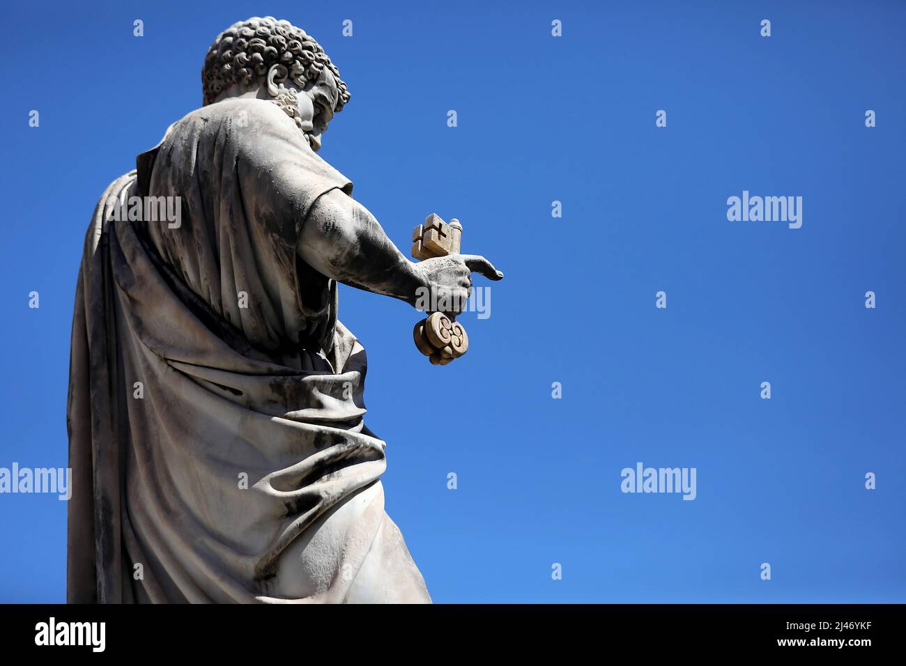 Statue of Saint Peter and the big Golden Key of heaven in Valtican view ...