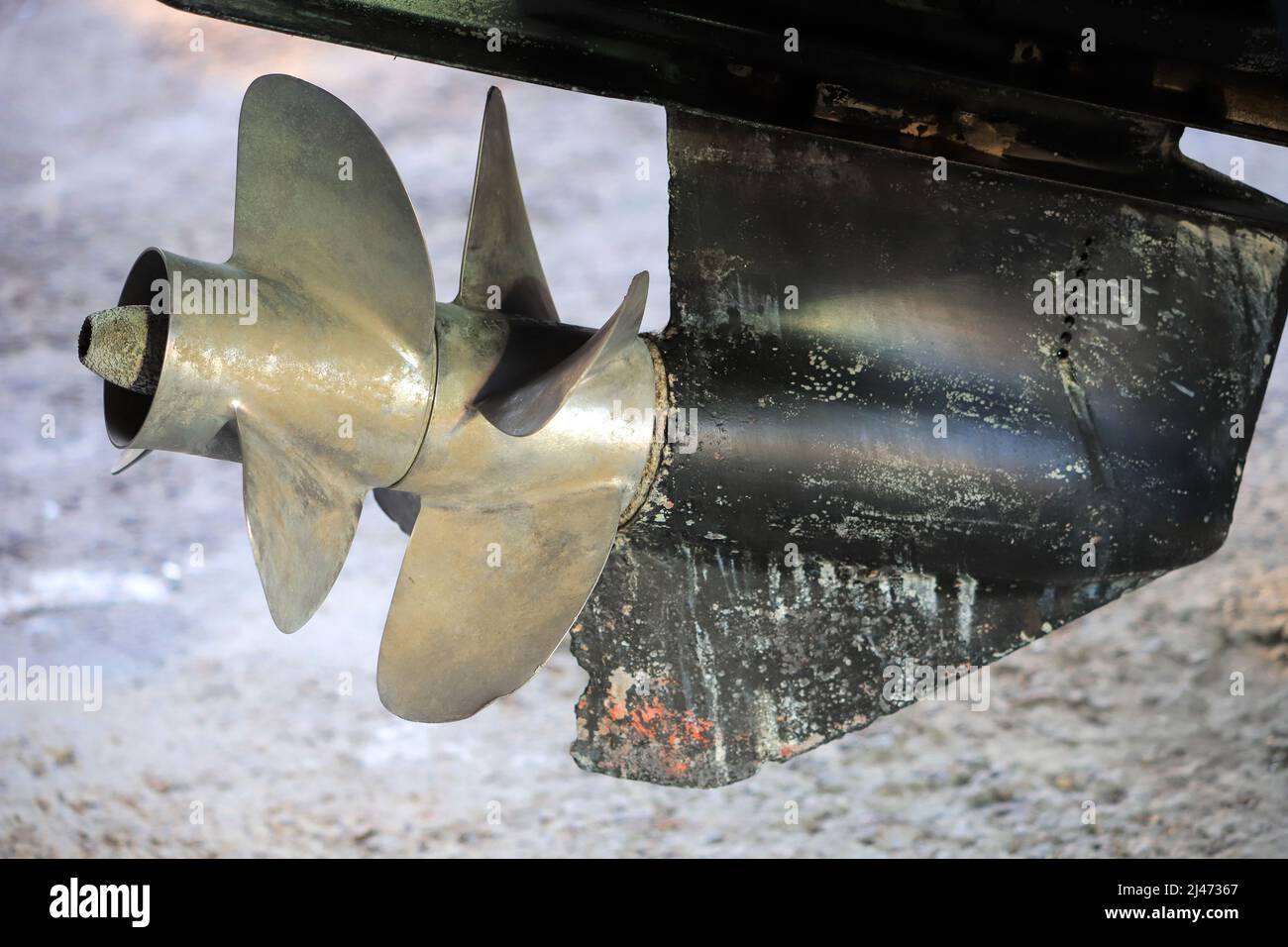 Screw motor boat on the motor engine Stock Photo - Alamy