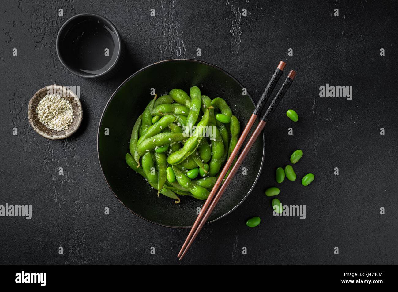 steamed edamame beans Stock Photo - Alamy