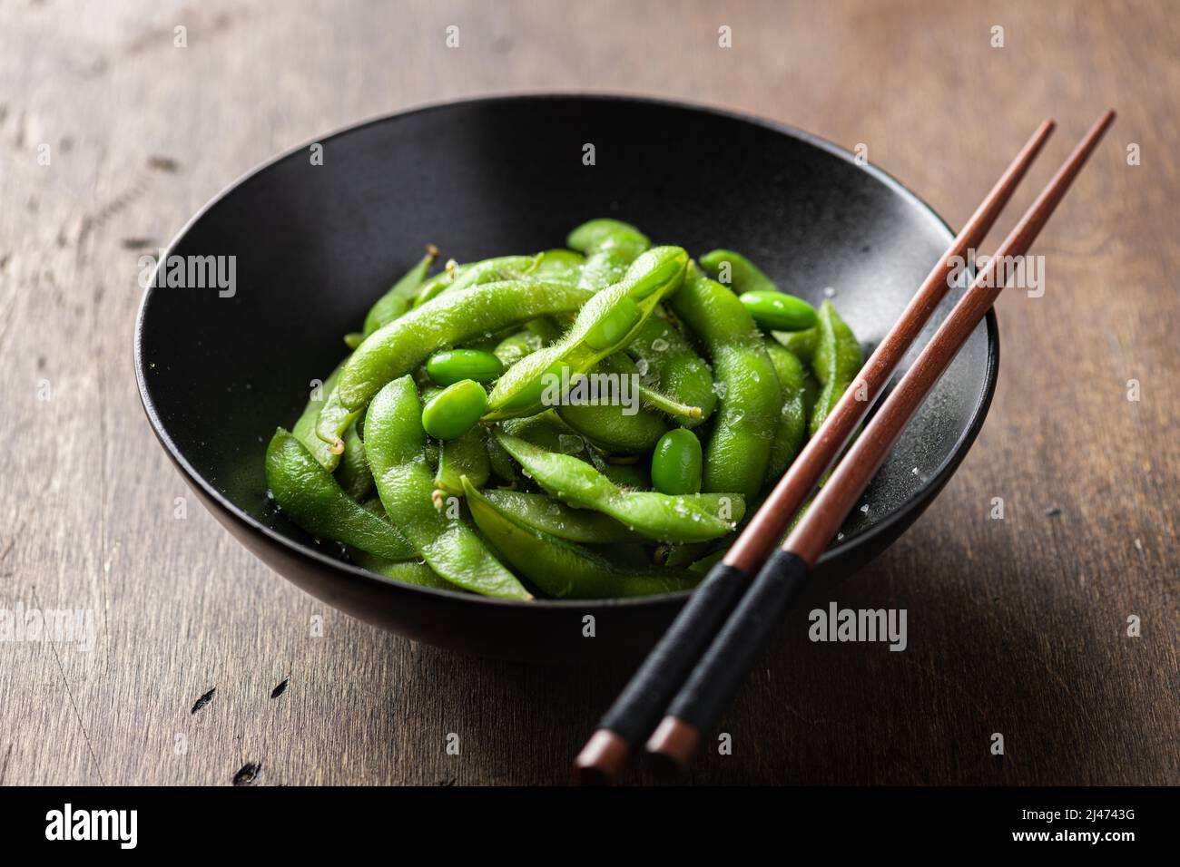 steamed edamame beans Stock Photo - Alamy