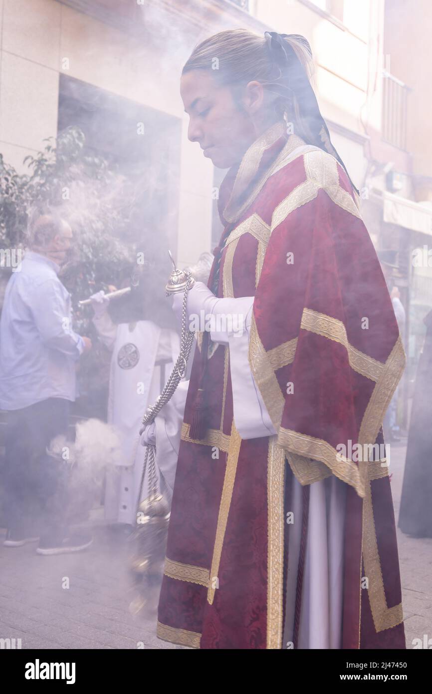 Altar girl hi-res stock photography and images - Alamy