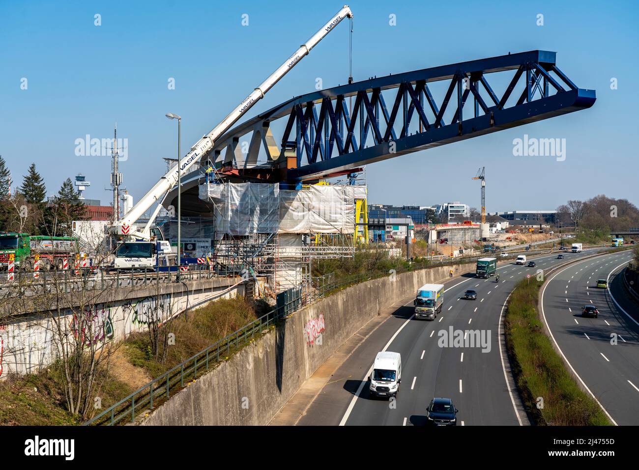Construction of a 480 metre long bridge for the new U81 light rail line ...