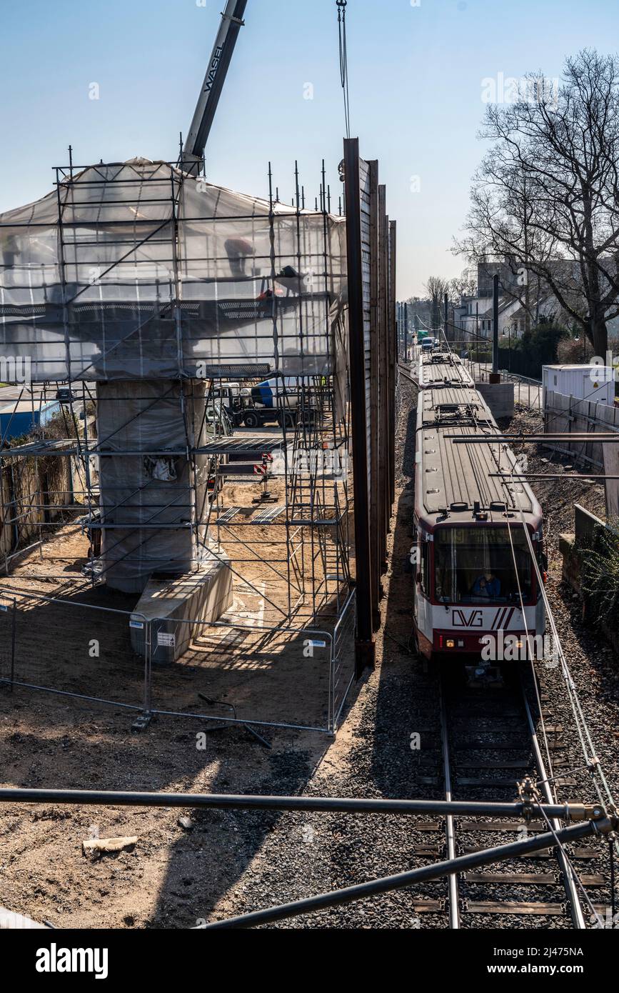 Construction of a 480 metre long bridge for the new U81 light rail line ...
