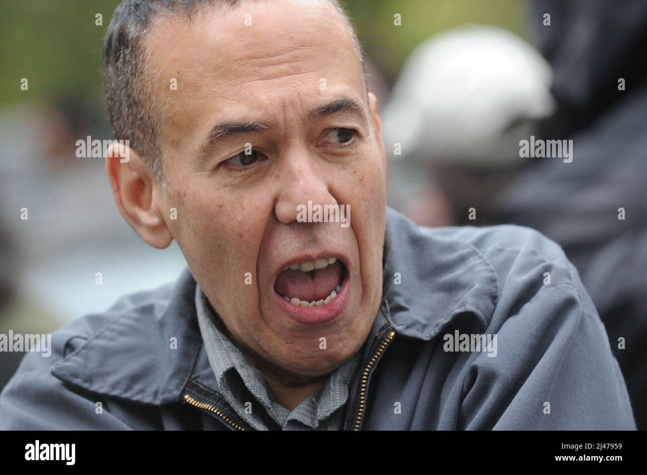 Robert klein stand hi-res stock photography and images - Alamy