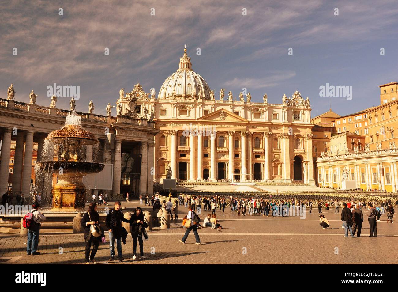 St. Peters square, Vatican, Rome Italy Stock Photo - Alamy