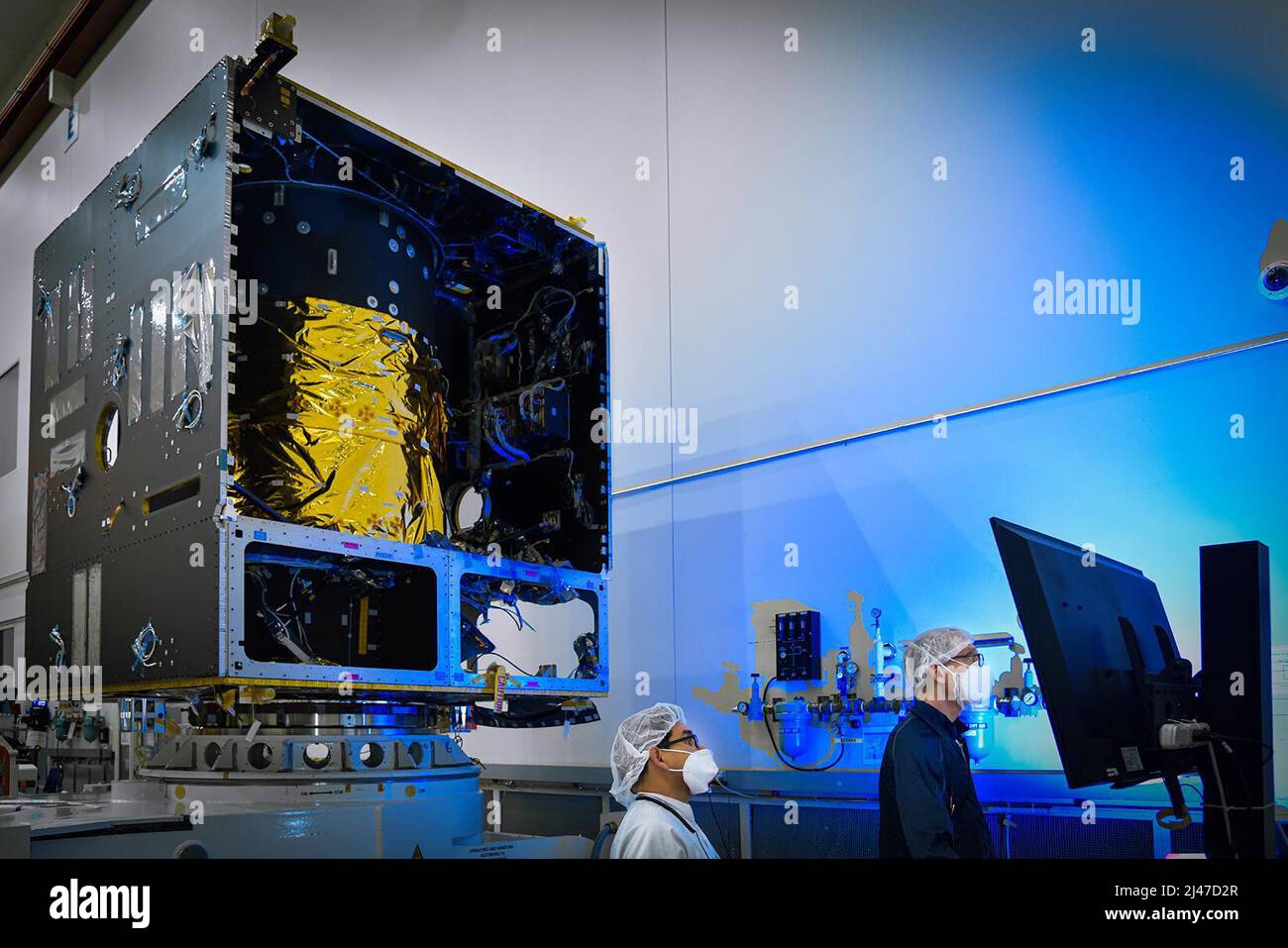 Palo Alto, California, USA. 5th Nov, 2020. technicians power on the ...