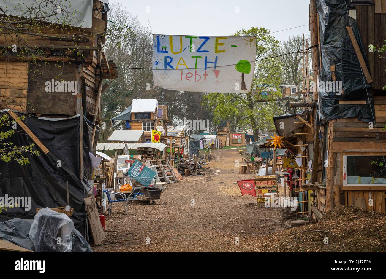 Lützerath, North Rhine-Westphalia, Germany, 27.03.2022, Wooden sheds ...