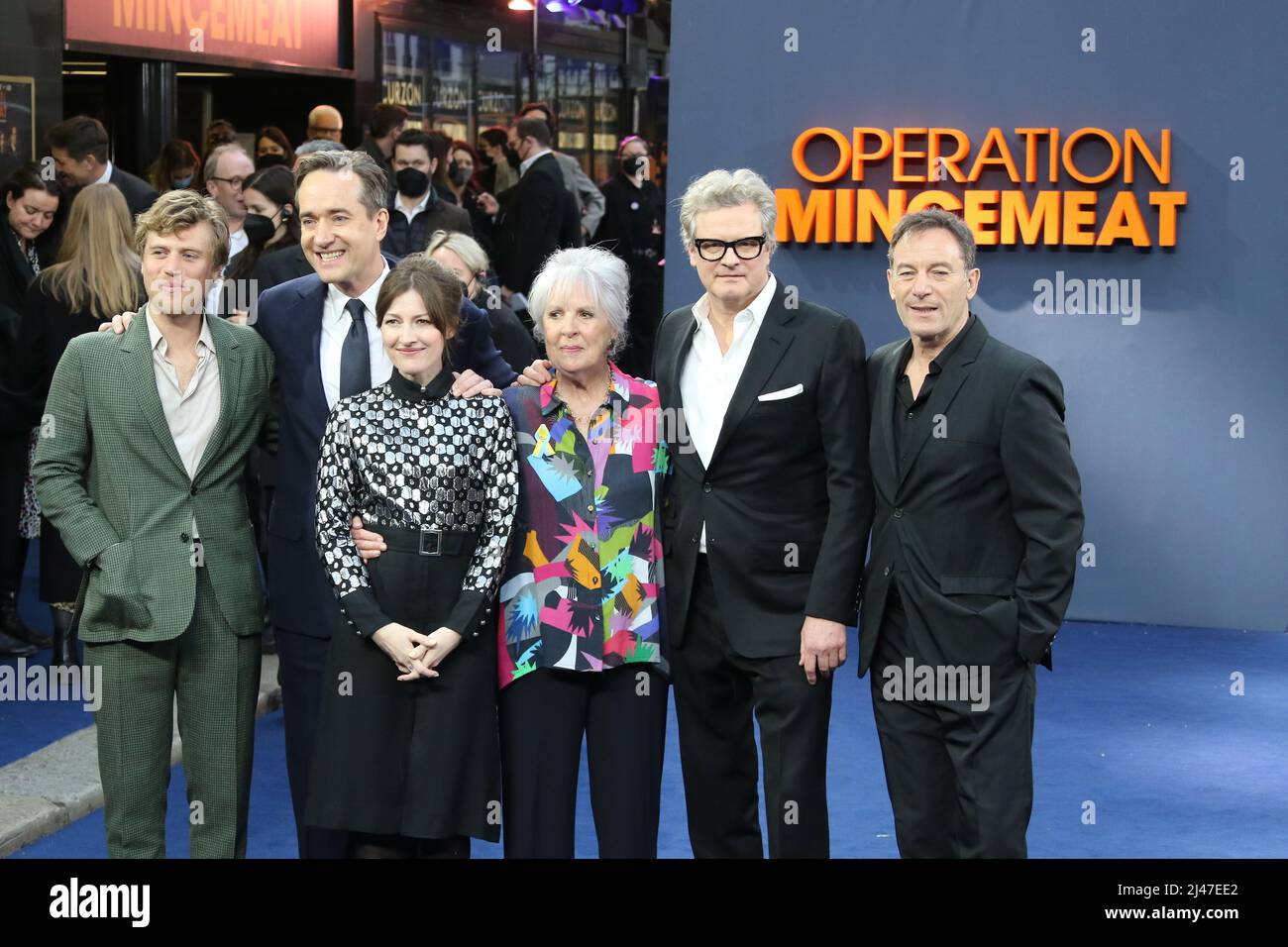 Johnny Flynn, Matthew Macfadyen, Kelly Macdonald, Penelope Wilton ...