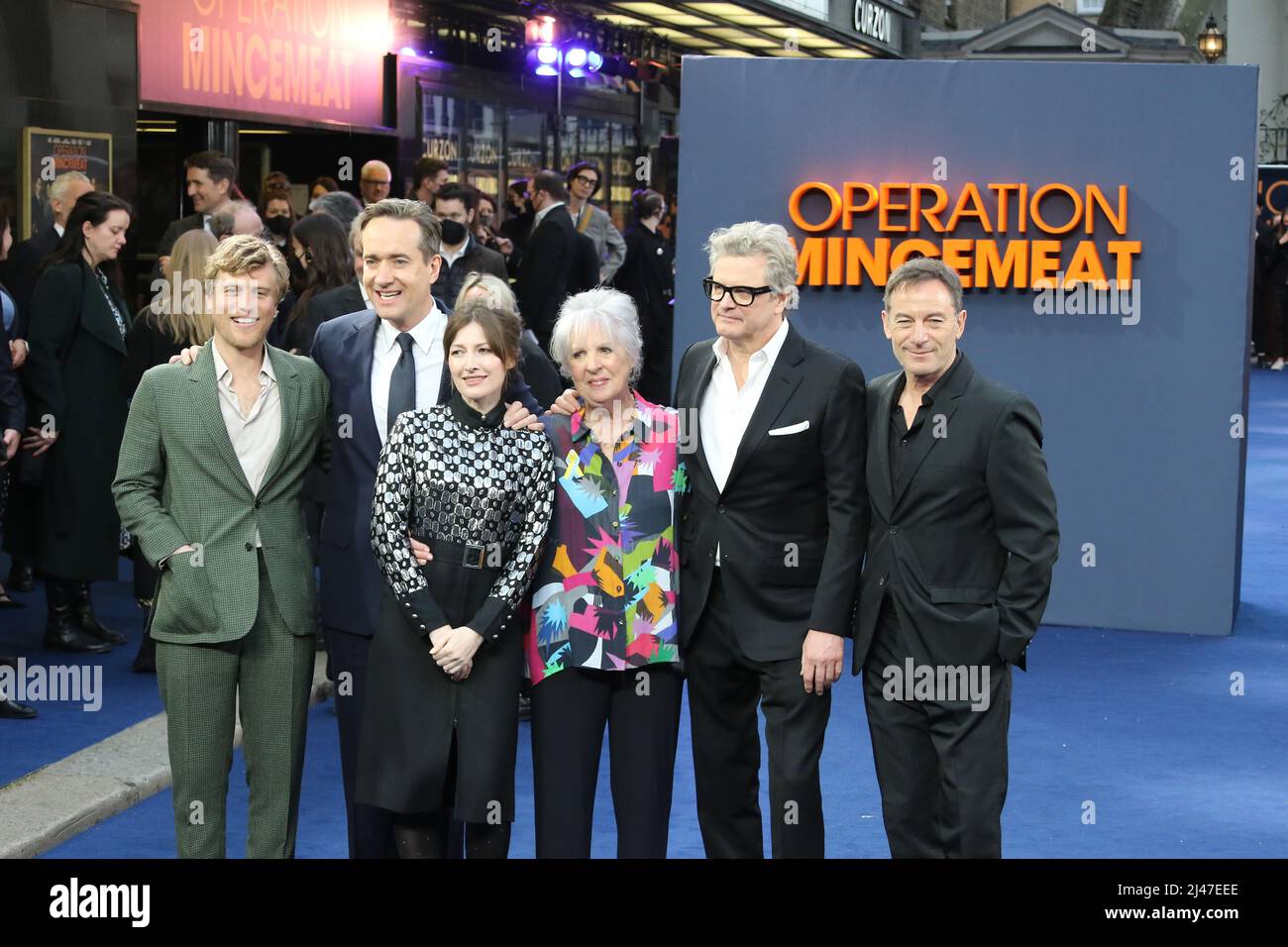 Johnny Flynn, Matthew Macfadyen, Kelly Macdonald, Penelope Wilton ...