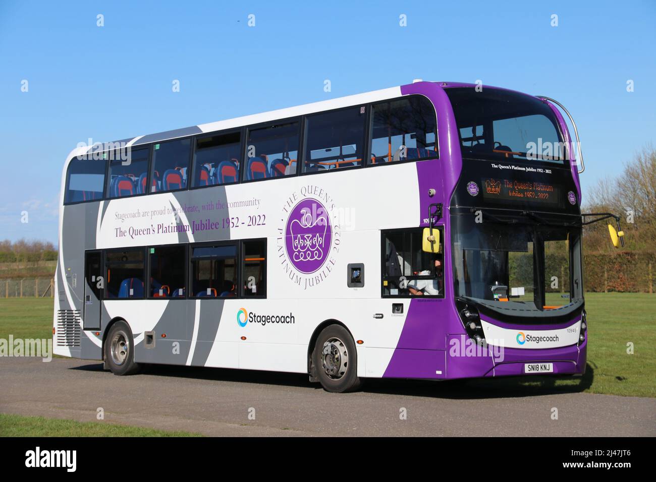BUS IN SPECIAL COLOUR SCHEME TO MARK THE PLATINUM JUBILEE OF HER ...