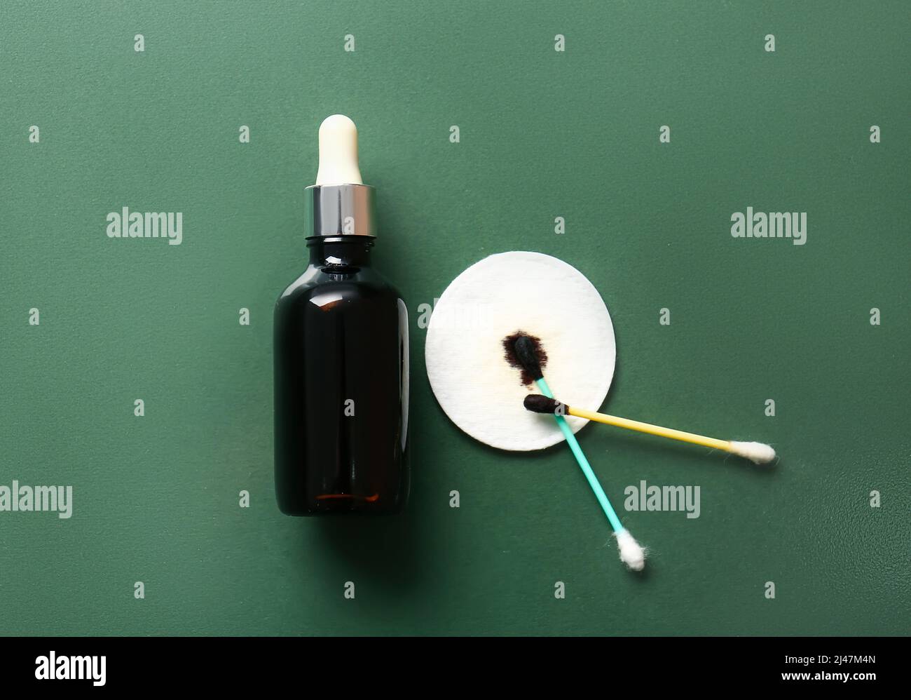 Iodine swabs hi-res stock photography and images - Alamy