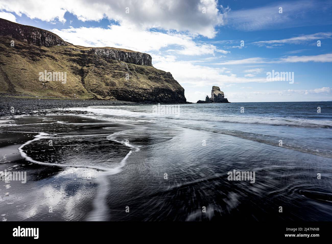 Talisker Bay beach Isle of Skye Stock Photo - Alamy