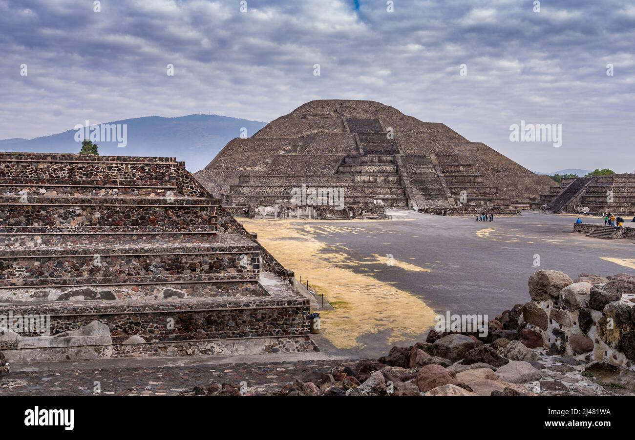 Aztec Pyramid Of The Moon Blasts Energy Vortex From Apex